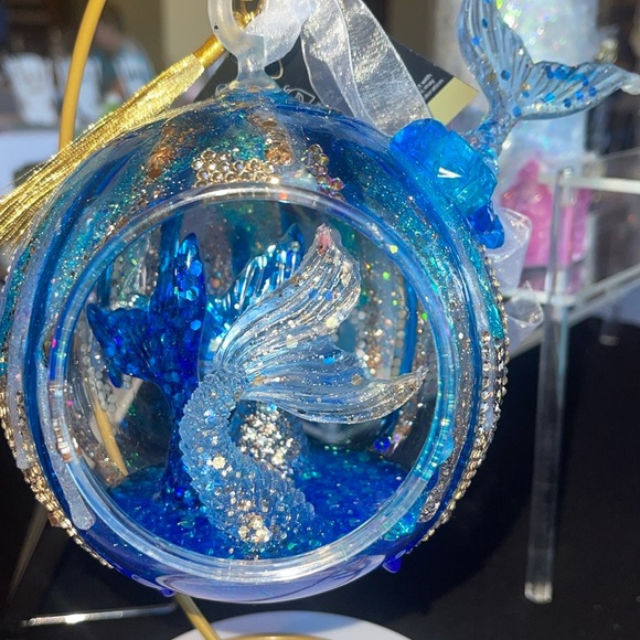 Art | Lexi Dubois Handmade 3d Resin Bling Art I Also Make Custom ...